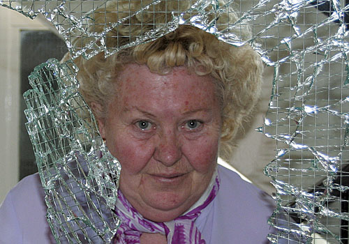 Bemerton Estate loses its ‘fearless, robust voice’ – Gloria Johnson ...