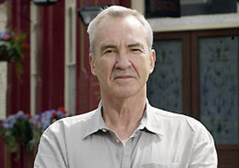 Light duties for EastEnders actor Larry Lamb at Islington Green | Islington Tribune