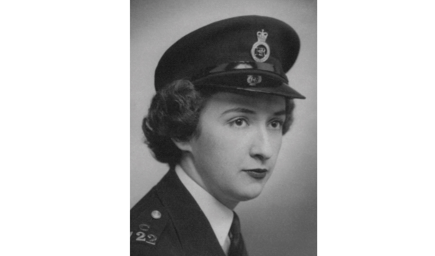 Pat Stacke, detective who helped put Kray twins in prison | Islington ...