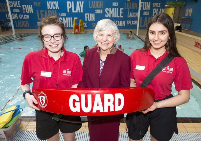A first for women lifesavers | Islington Tribune