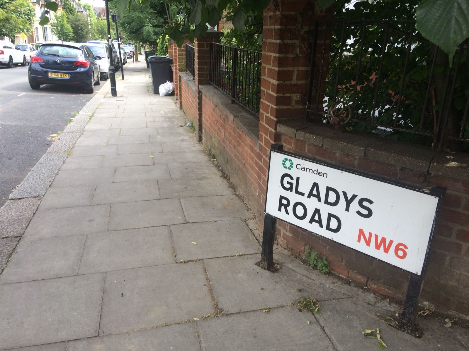 Council in new road sign blooper | Islington Tribune