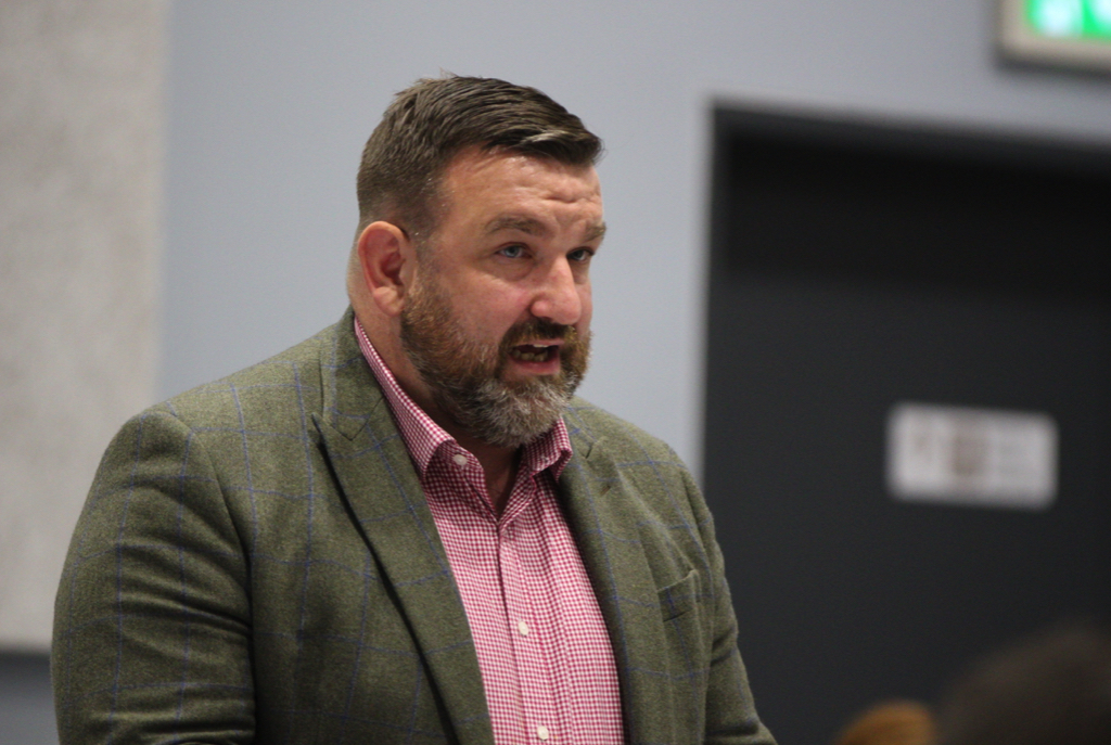Bring leisure centre service back in house, council urged | Islington ...