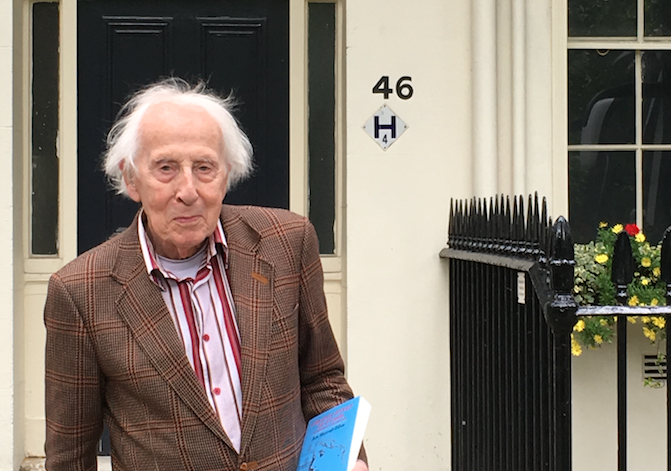 Cecil Woolf, publisher who was last relative to have known Virginia ...