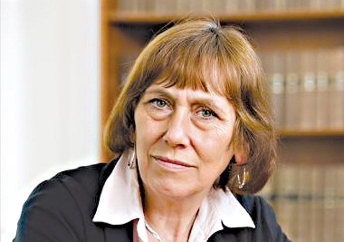 Campaign to get women into building jobs on revamp of Holloway prison ...