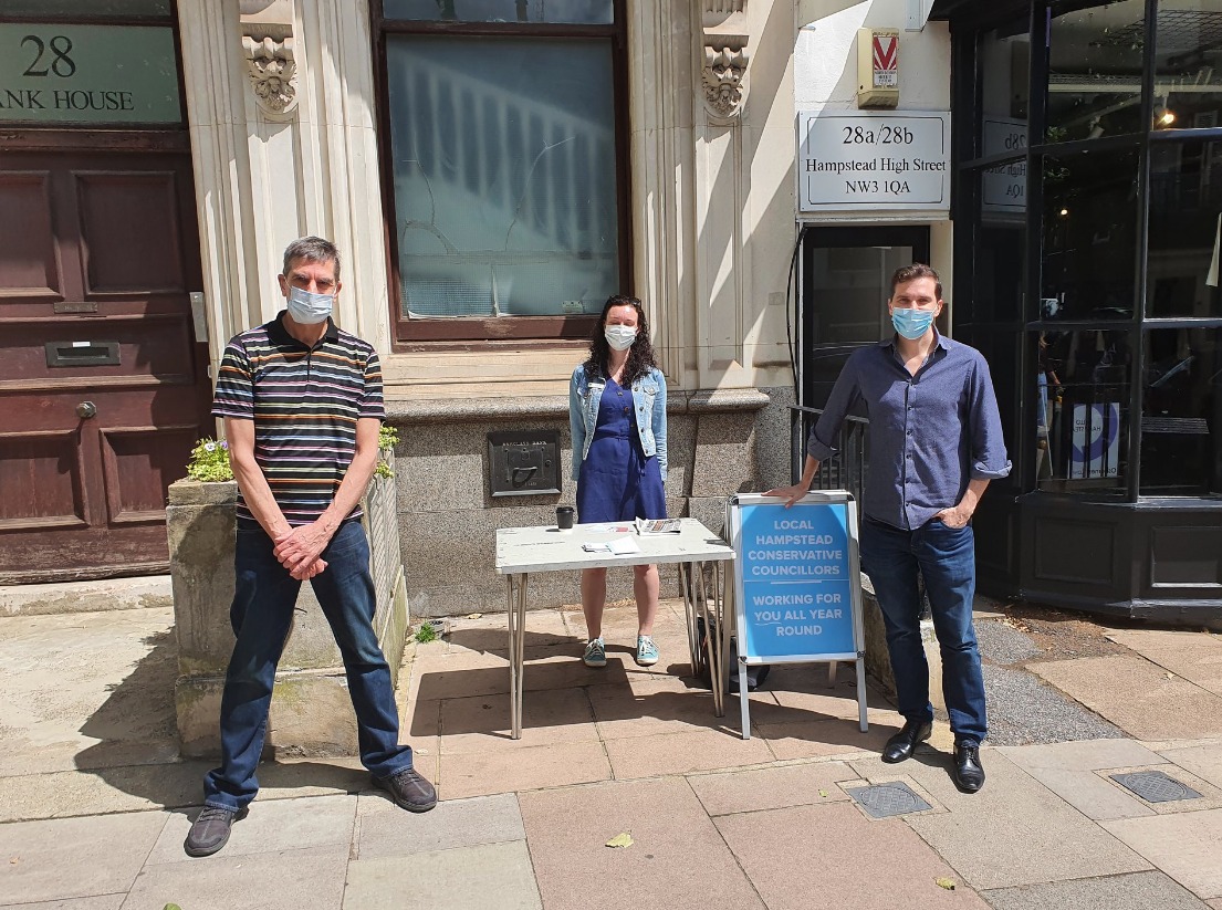 Shoppers must cover their faces | Islington Tribune