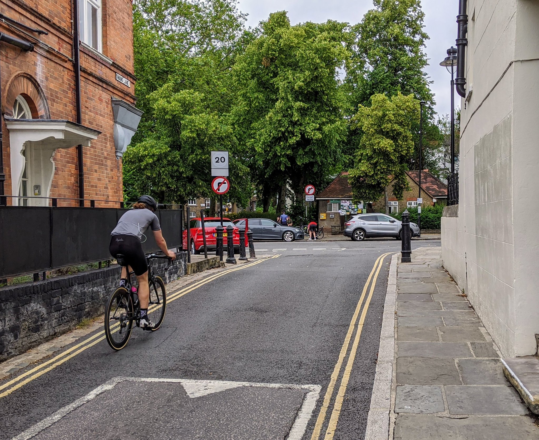 Highgate Village ‘suffocated' with traffic after Swain's Lane road ...