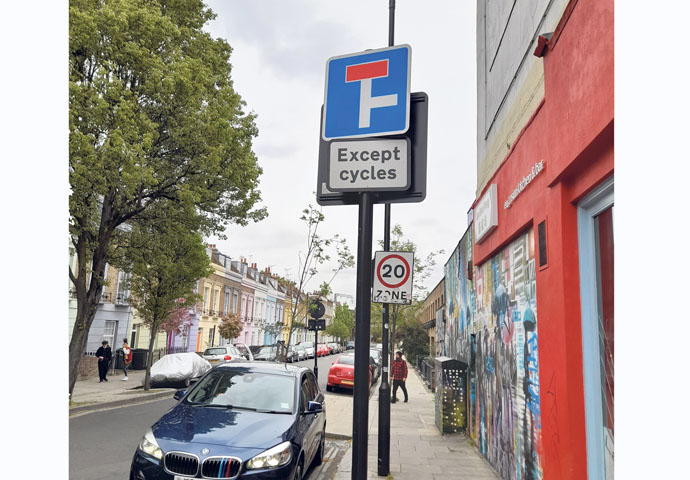 The road sign here is wrong | Islington Tribune