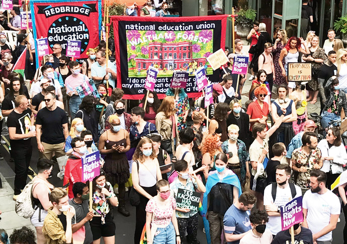 Thousands take part in ‘march for trans life’ | Islington Tribune