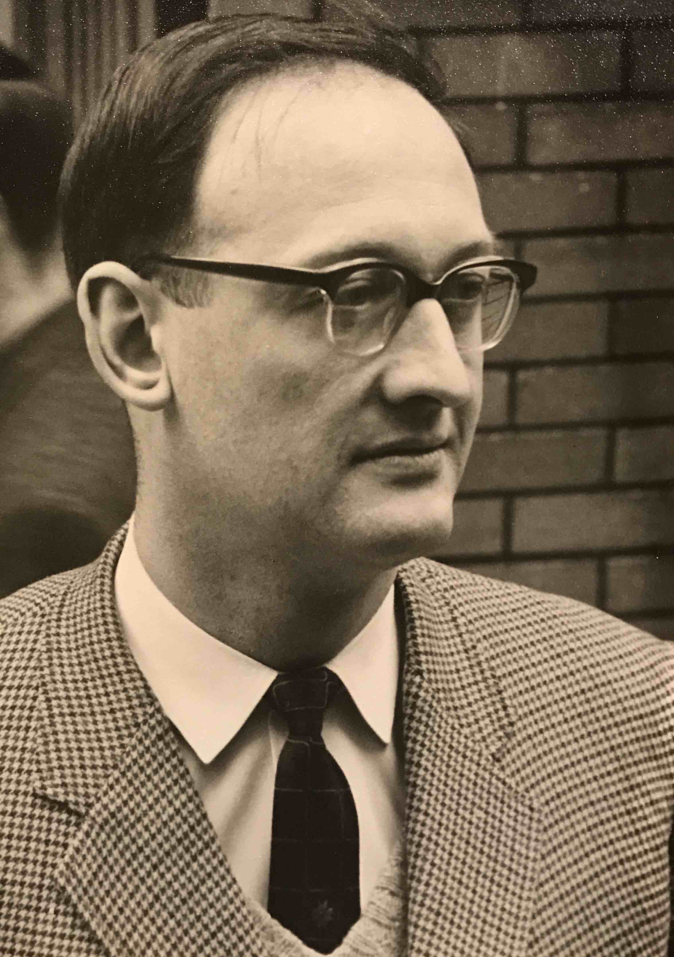 Family find Queen's Crescent librarian's secret poems | Islington Tribune